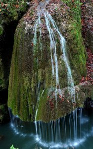 The unique Bigar waterfall in Romania - World inside pictures