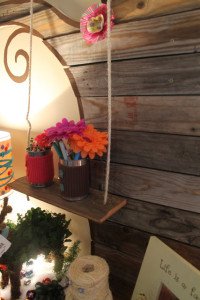 25 Spectacular DIY Ideas For Repurposing Old Stuff Into Amazing Vintage ...