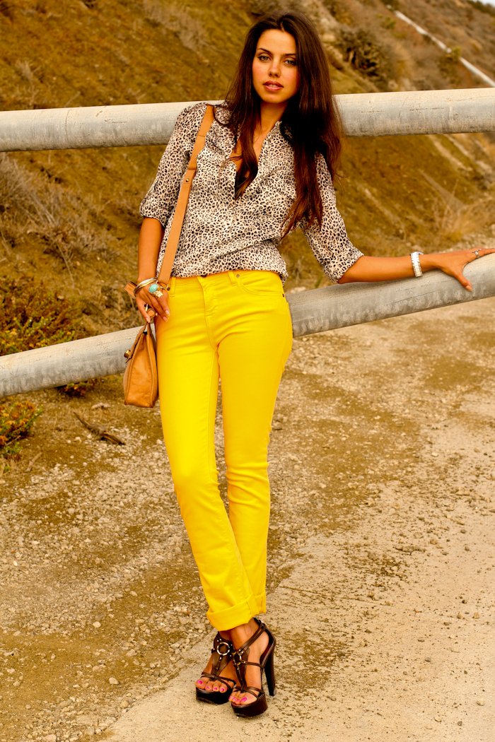 Cool Ideas How To Combine Yellow In Street Style - World inside pictures