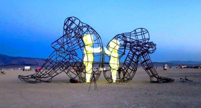 Extraordinary Sculptures From Around The World - World inside pictures