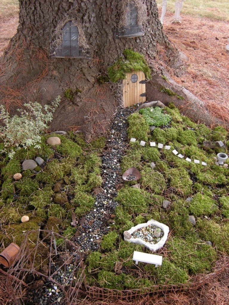 Amazing Miniature Garden Designs To Create A Tiny Realistic Landscape ...