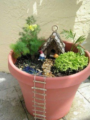 Amazing Miniature Garden Designs To Create A Tiny Realistic Landscape ...