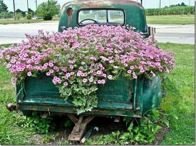 Mini Floral Car Garden Projects To Decorate Your Backyard - World ...