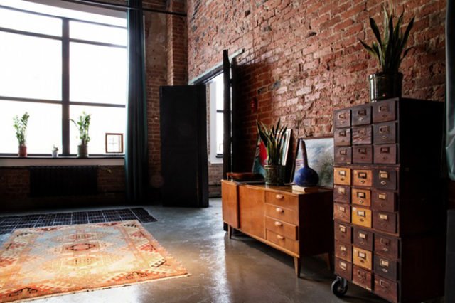 Awesome Industrial Homes Which Will Grab Your Attention - World inside ...