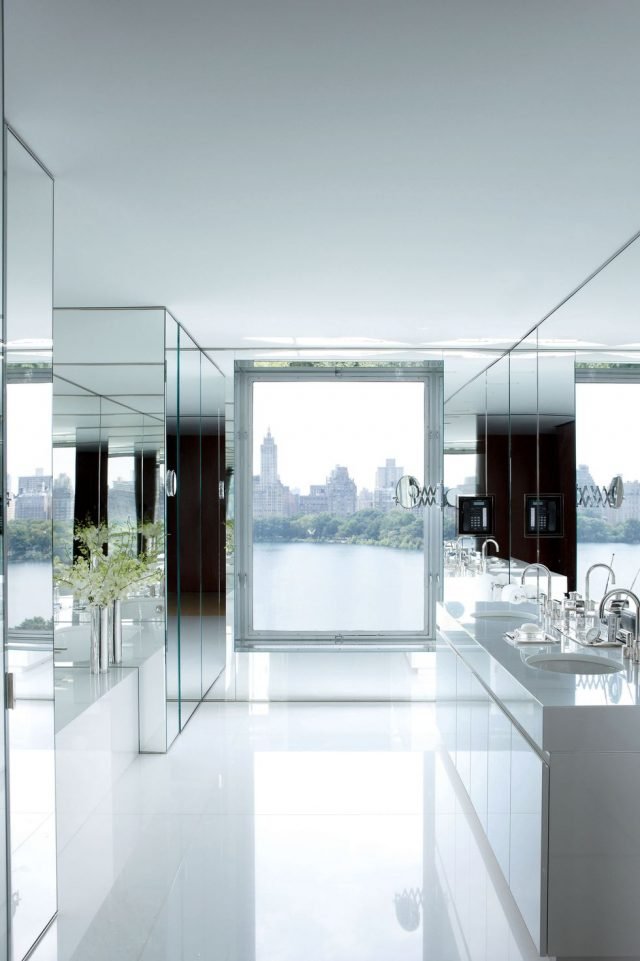 Decorating With Mirrors In Some Stunning Ways - World inside pictures