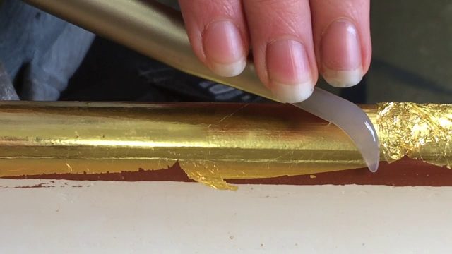 Methods of Gold Leaf Gilding - World inside pictures