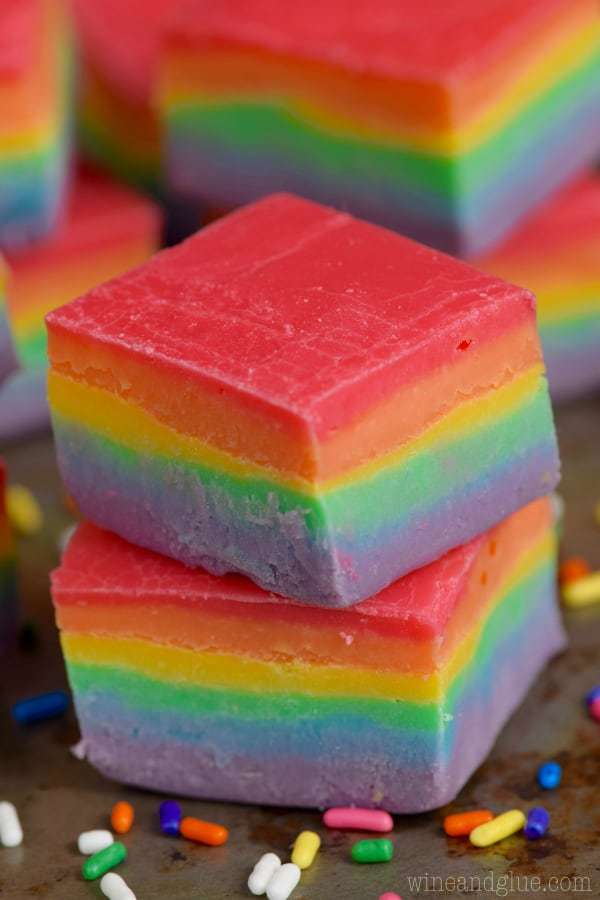 Delicious Rainbow Inspired Colorful Meals You Must Try To Cook - World ...